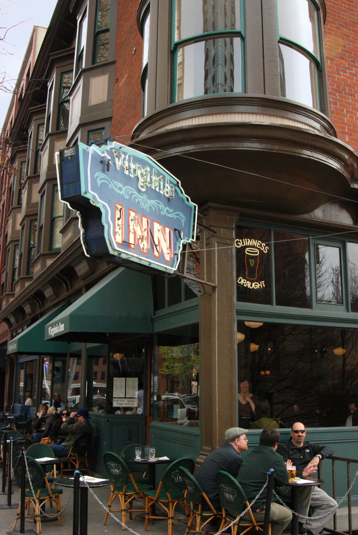 Virginia Inn Restaurant & Bar – Blank Space